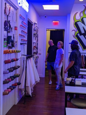 MAJORWAVEZ LAB - Updated July 2024 - 105 Photos & 33 Reviews - 3000 S ...