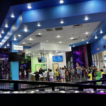 AIRTOPIA ADVENTURE PARK - Updated January 2025 - 161 Photos & 86 ...