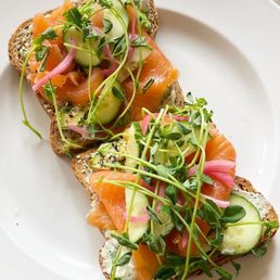 ST. BURCH TAVERN - Updated December 2025 - 346 Photos & 227 Reviews ...