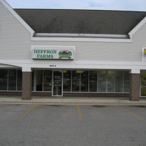 LEPPINKS FOOD CENTERS - Updated April 2025 - 301 W Main St, Belding ...