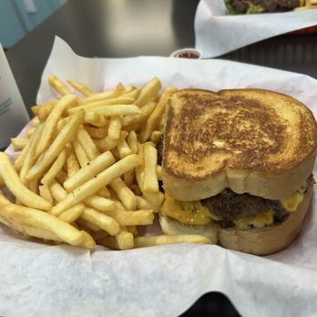 DANNY’S BURGER SHACK - Updated January 2025 - 111 Photos & 135 Reviews ...