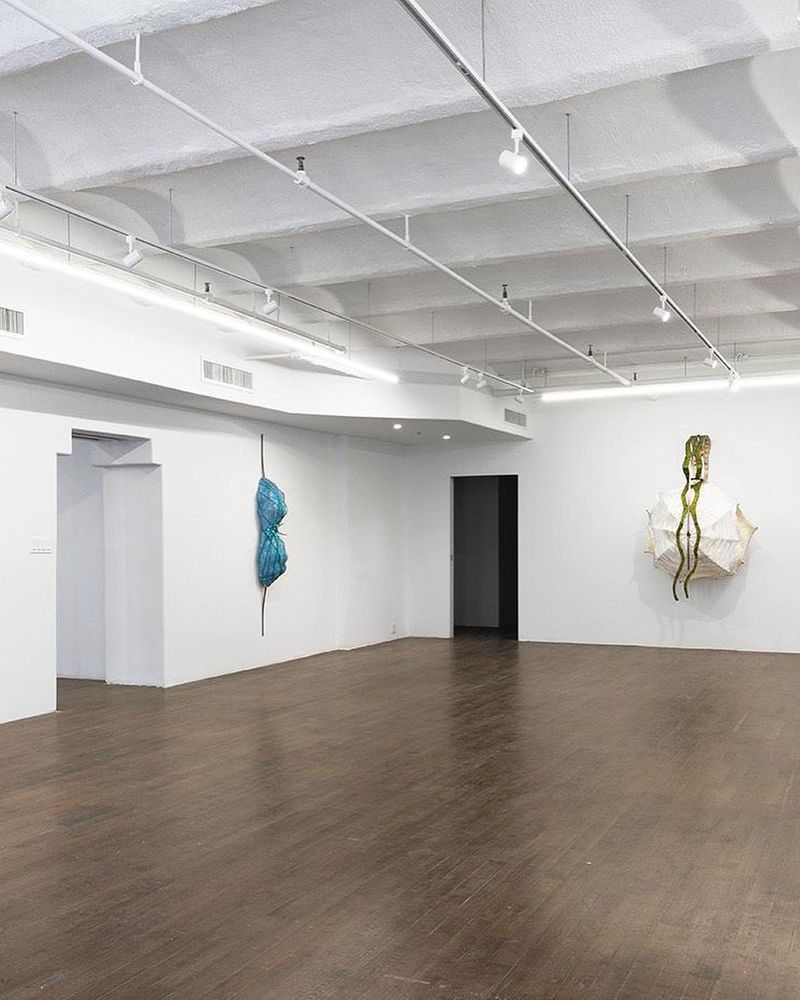 TOP HAT CONSTRUCTION - Request Consultation - 427 Greenpoint Ave ...