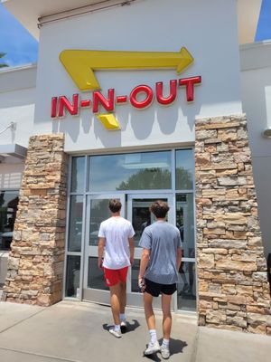 IN-N-OUT BURGER - Updated January 2026 - 179 Photos & 260 Reviews ...