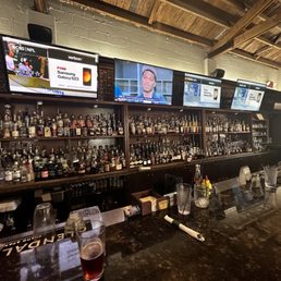 HOPPY PIG - Updated July 2025 - 135 Photos & 202 Reviews - 135 N Kinzie ...