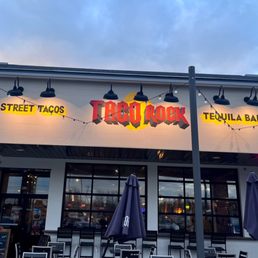 TACO ROCK - ALEXANDRIA - Updated October 2025 - 500 Photos & 329 ...