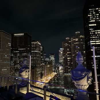 LH ROOFTOP - Updated November 2024 - 984 Photos & 575 Reviews - 85 E ...