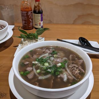 MISS PHO - Updated July 2025 - 518 Photos & 256 Reviews - 10023 Holman ...