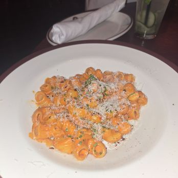 DRAKE’S HOLLYWOOD - Updated November 2024 - 128 Photos & 33 Reviews ...