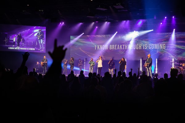 CALVARY CHAPEL FORT LAUDERDALE - Updated August 2025 - 57 Photos & 58 ...