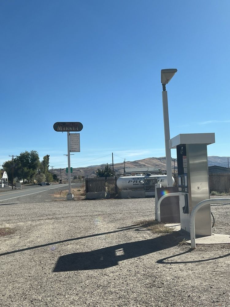 BURNT RIVER MARKET MOTEL AND RV PARK - Updated July 2025 - 304 Main St ...