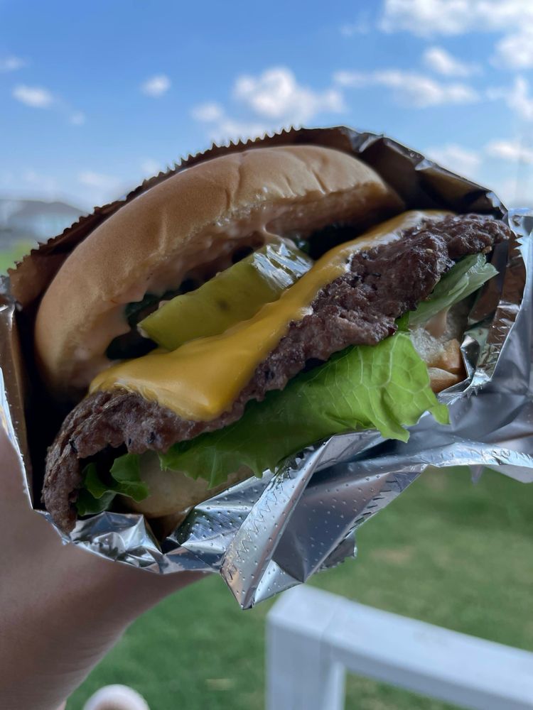 BUNS ON THE RUN ATX - Updated June 2024 - 203 W Parsons St, Manor ...