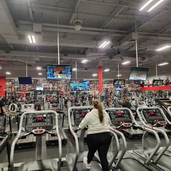 UFC GYM WAIKELE - Updated August 2024 - 226 Photos & 222 Reviews - 94 ...