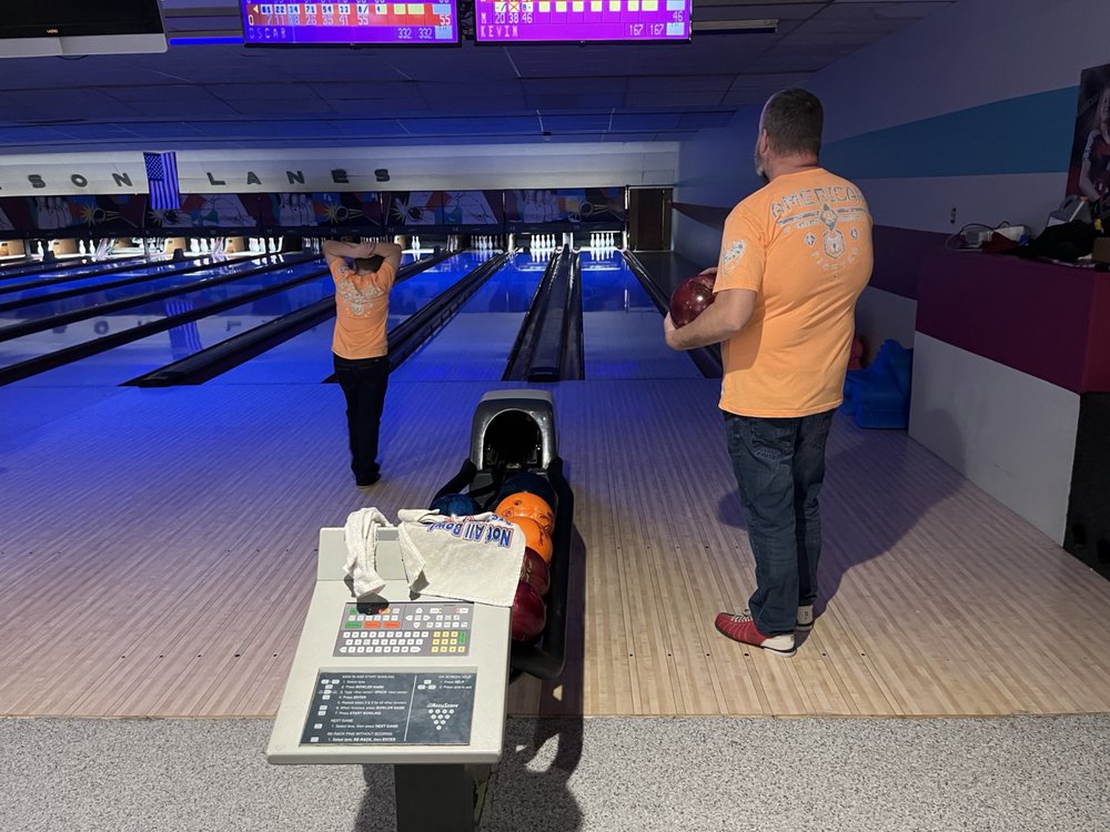 MADISON BOWLING LANES - Updated October 2025 - 690 N Main St, London ...