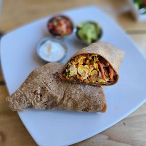 FISHBONE SEAFOOD WOODLAND HILLS - Updated August 2024 - 110 Photos ...