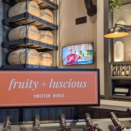 COOPER’S HAWK WINERY & RESTAURANT- GREENFIELD, WI - Updated September ...