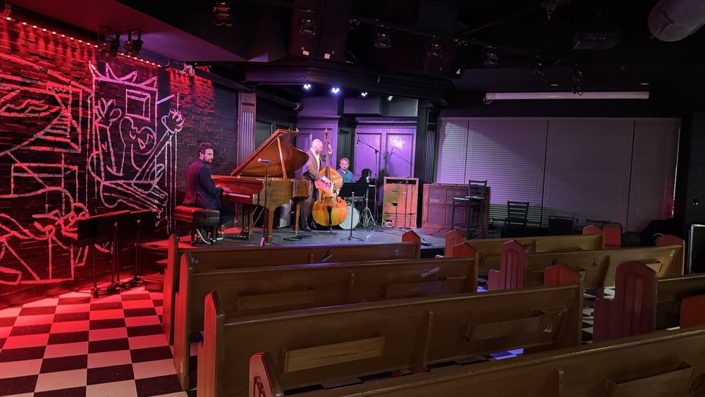 CELLAR DOG - Updated December 2025 - 20 Photos & 15 Reviews - 258 S ...