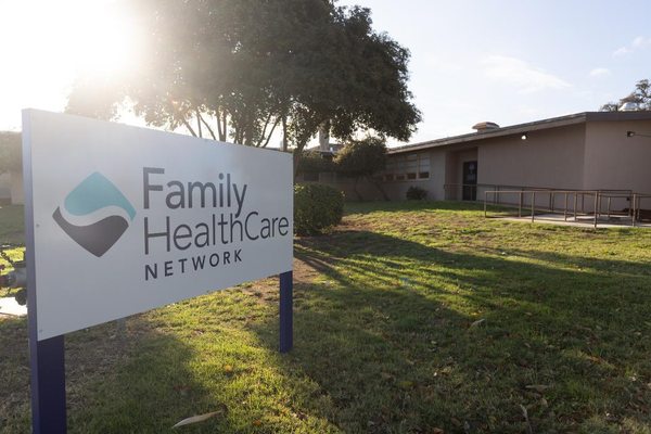 FAMILY HEALTHCARE NETWORK - Updated December 2025 - 17 Photos - 1062 S ...