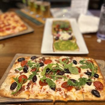 GASTON BREWING RESTAURANT - Updated August 2024 - 341 Photos & 288 ...