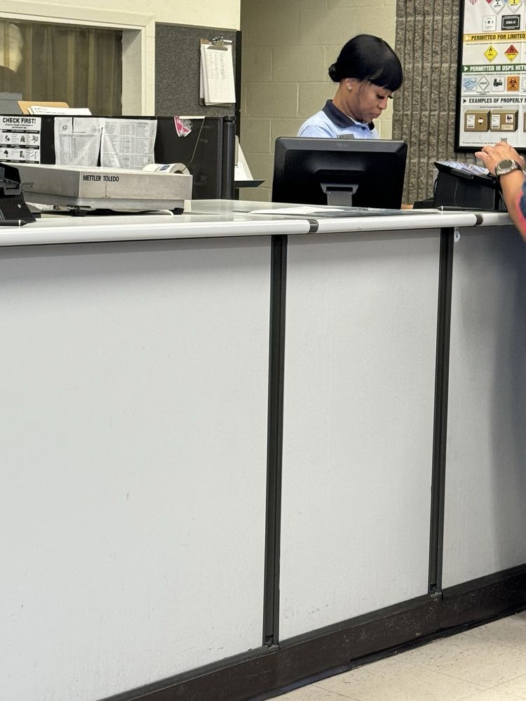 UNITED STATES POSTAL SERVICE-USPS - Updated December 2025 - 10 Photos ...