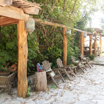 MOON RIVER RANCH - Updated October 2025 - 84 Photos & 24 Reviews - Cr ...