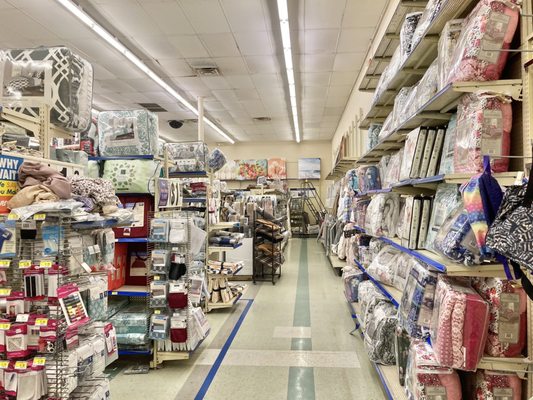 ROSES EXPRESS - Updated December 2025 - 50 Photos - 1919 Glynn Ave ...