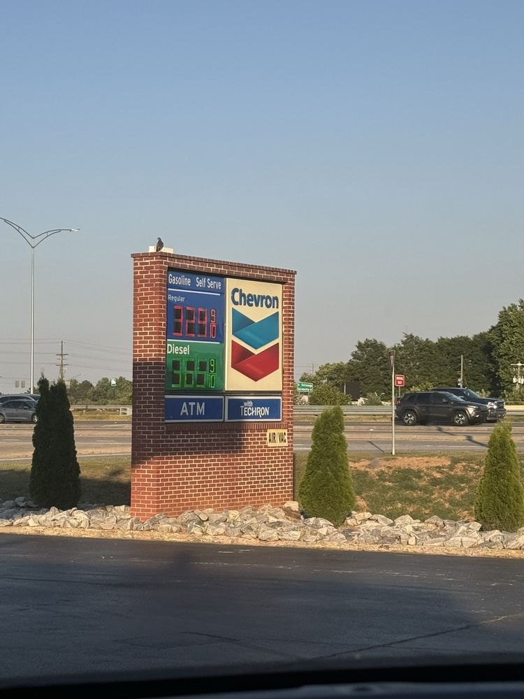CHEVRON - Updated June 2025 - 104 Highway 400 S, Dawsonville, Georgia ...