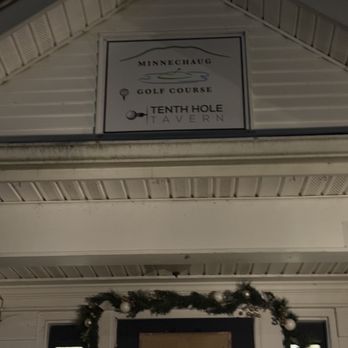 TENTH HOLE TAVERN - Updated December 2025 - 83 Photos & 16 Reviews - 16 ...