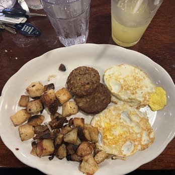 JOE’S INN - Updated July 2024 - 434 Photos & 535 Reviews - 205 N ...