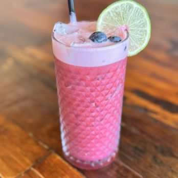 BUBBLY HEN - Updated April 2025 - 113 Photos & 61 Reviews - 7915 Vaughn ...