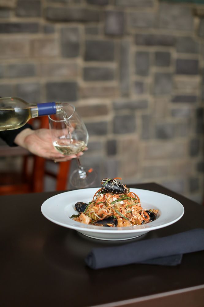 VIA DELIZIA - Updated December 2025 - 348 Photos & 421 Reviews - 1105 ...