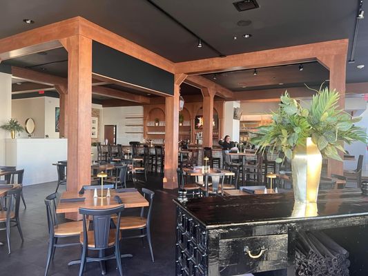 BCOLSONS - Updated December 2025 - 69 Photos & 49 Reviews - 1105 Broad ...