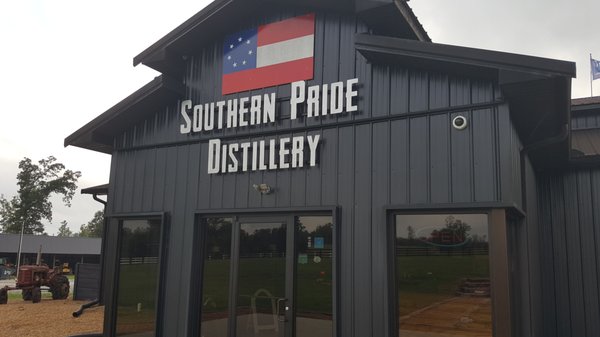 SOUTHERN PRIDE DISTILLERY - Updated January 2026 - 16 Photos - 108 ...