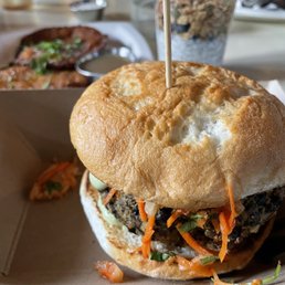 BARROW FOOD HOUSE - Updated January 2026 - 239 Photos & 275 Reviews ...