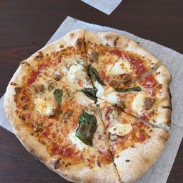 BELLA FUOCO WOOD FIRED PIZZA - Updated October 2025 - 123 Photos & 205 ...