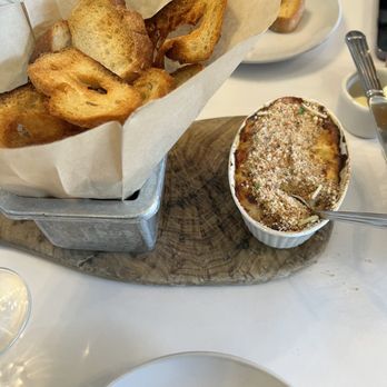 PARIGI RESTAURANT - Updated July 2024 - 570 Photos & 329 Reviews - 3311 ...