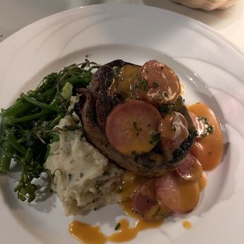 THREE BIRDS RESTAURANT - Updated December 2025 - 102 Photos & 139 ...