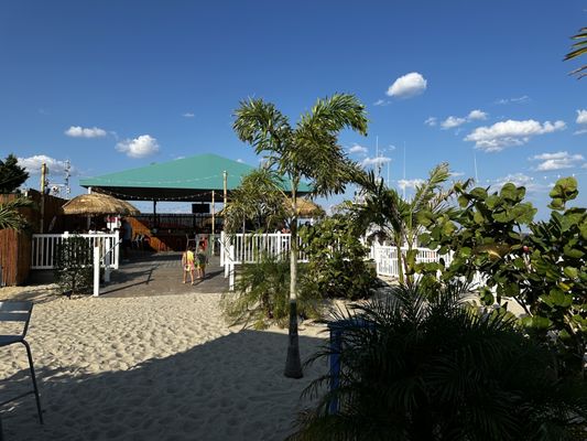 THE POINT - Updated August 2024 - 56 Photos & 95 Reviews - 998 Bay Ave ...