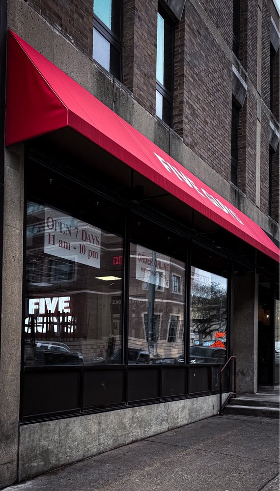 FIVE GUYS - Updated September 2024 - 21 Photos - 3714 Spruce St ...