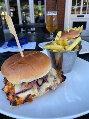 FOX CONNAUGHT - Updated October 2025 - 29 Photos & 27 Reviews - Lynx ...