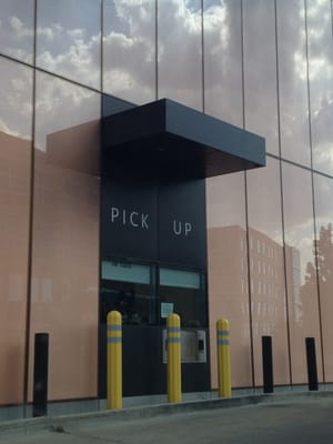 DES MOINES PUBLIC LIBRARY - Updated September 2025 - 20 Photos & 17 ...