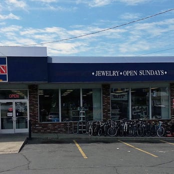 Pawn one jewelry store