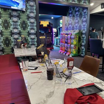 FUN BUNS - Updated April 2025 - 130 Photos & 72 Reviews - 15000 SH-46W ...