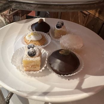 KINGS’ CARRIAGE HOUSE - Updated July 2025 - 625 Photos & 308 Reviews ...