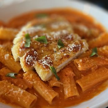 SUMMIT GRILL - Updated January 2026 - 421 Photos & 367 Reviews - 501 NE 70th St, Gladstone ...