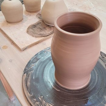 MUD HEN CLAY AND ART STUDIO - Updated May 2024 - 245 Photos & 106 ...