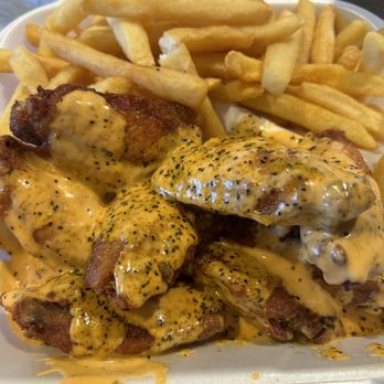 WINGS R KING - Updated July 2025 - 36 Photos & 14 Reviews - 2802 Lakeshore Pkwy, Birmingham ...