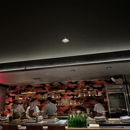 ROBIN - Updated October 2025 - 5159 Photos & 633 Reviews - 620 Gough St ...