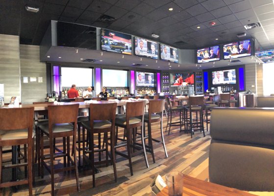 GAMETIME - 194 Photos & 91 Reviews - Sports Bars - 9441 W Colonial Dr ...