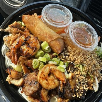 CRAWFISH NOODLE & GRILL - Updated December 2025 - 439 Photos & 494 ...