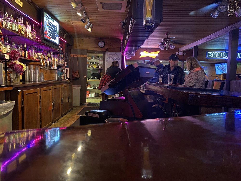 MAIN STREET BAR & GRILL - Updated August 2025 - 12 Photos & 35 Reviews - 2005 Main St, Ferndale ...